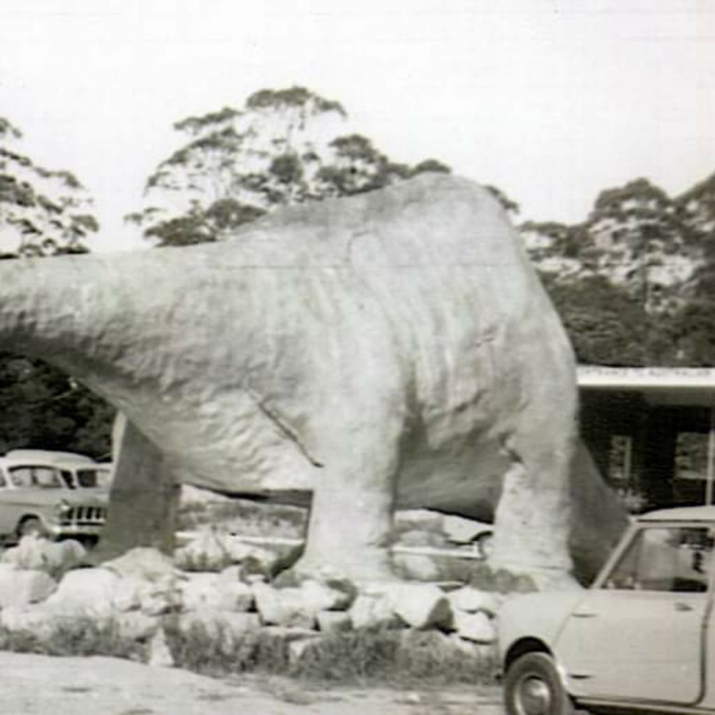Ploddy the Big Dinosaur, Somersby, NSW - Land of the Bigs
