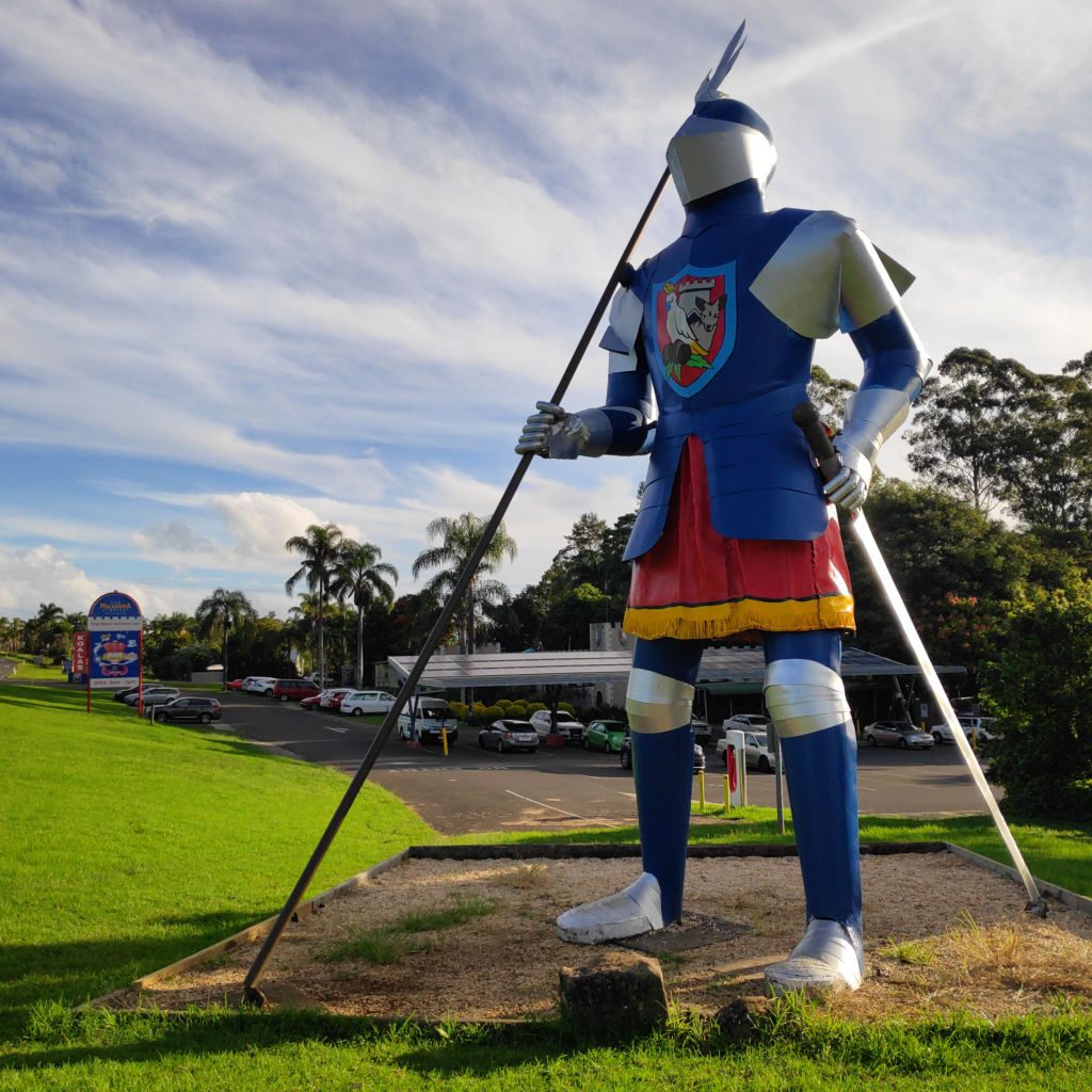 The Big Knight, Knockrow, NSW - Land of the Bigs