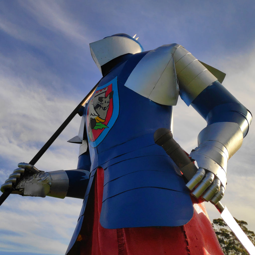 The Big Knight, Knockrow, NSW - Land of the Bigs