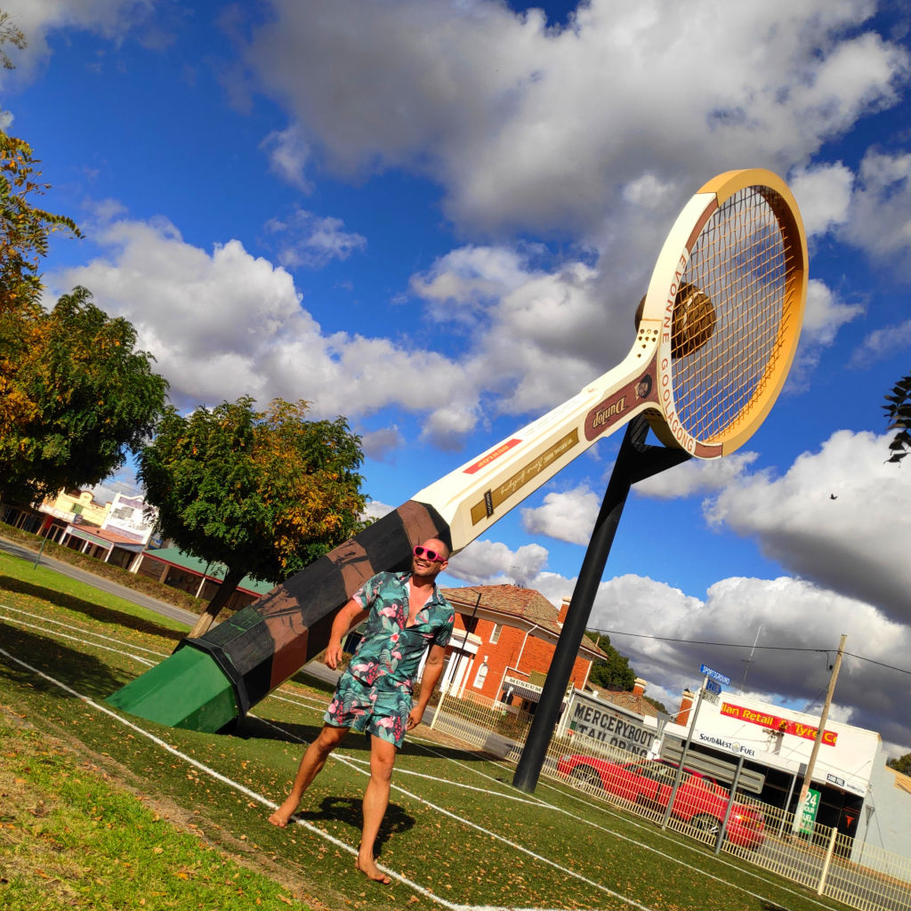 The Big Tennis Racquet, Barellan, NSW - Land of the Bigs