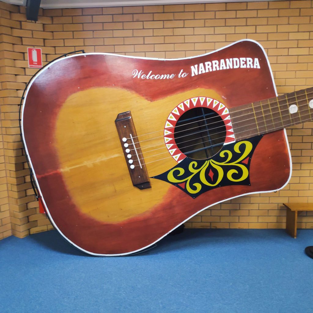 The Big Playable Guitar, Narrandera, NSW - Land of the Bigs