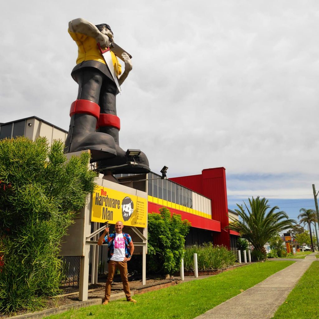 The Hardware Man, Unanderra, NSW - Land of the Bigs