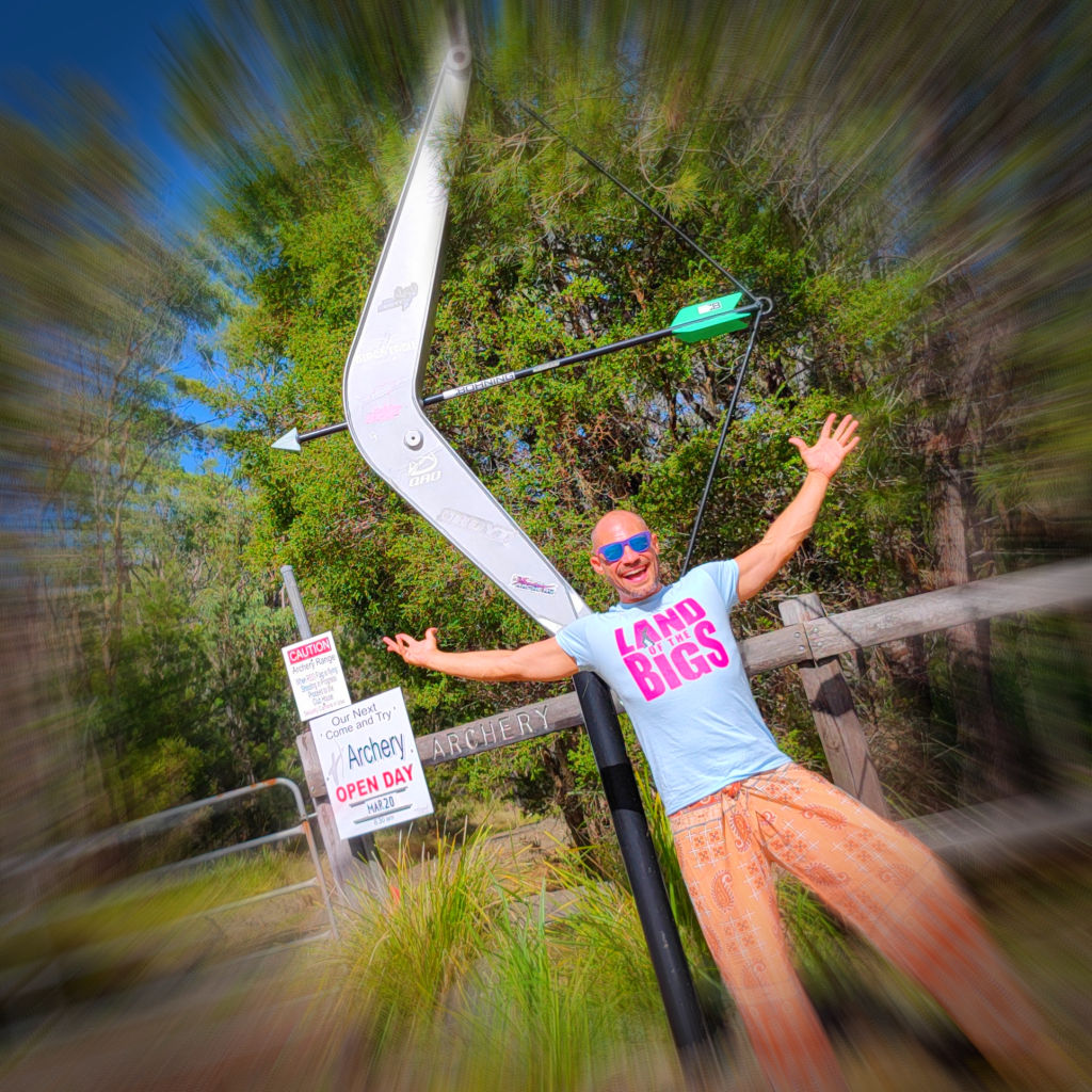 The Big Bow and Arrow, Lake Innes, NSW - Land of the Bigs