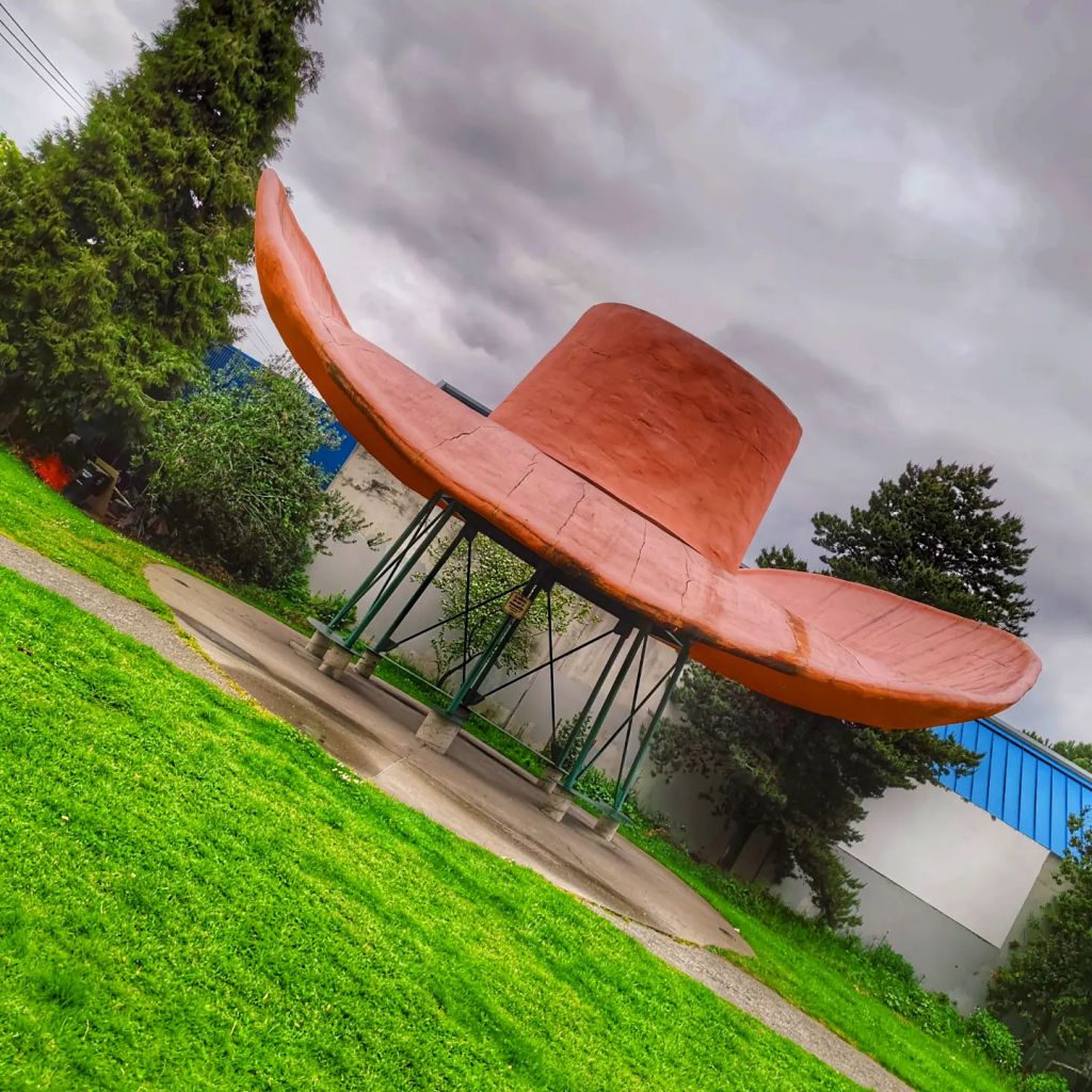 Hat n’ Boots, Seattle, Washington - Land of the Bigs