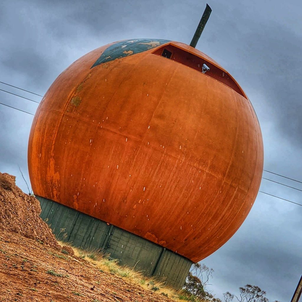 The Big Orange, Berri, SA - Land of the Bigs