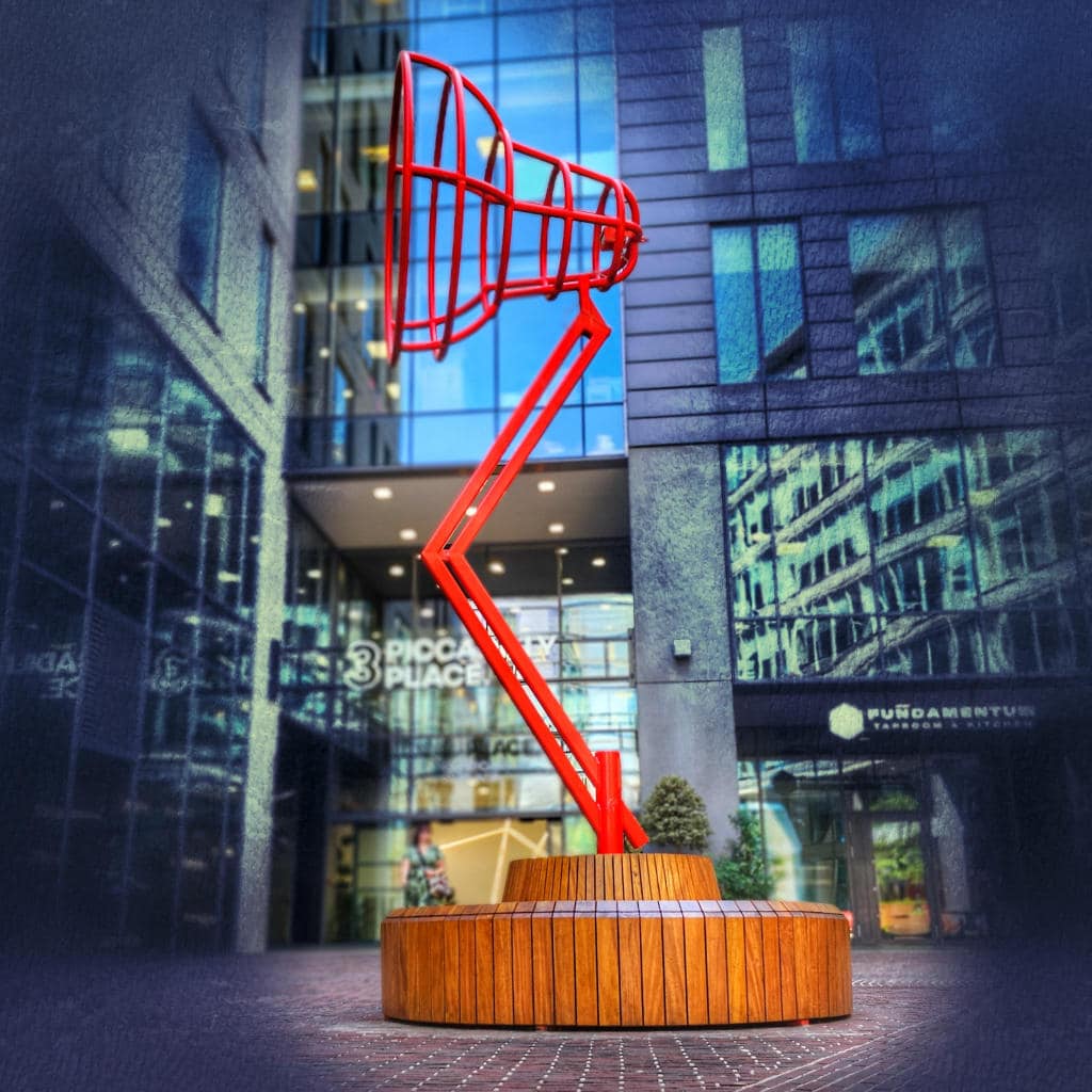 The Manchester Lamps, Manchester, England - Land of the Bigs