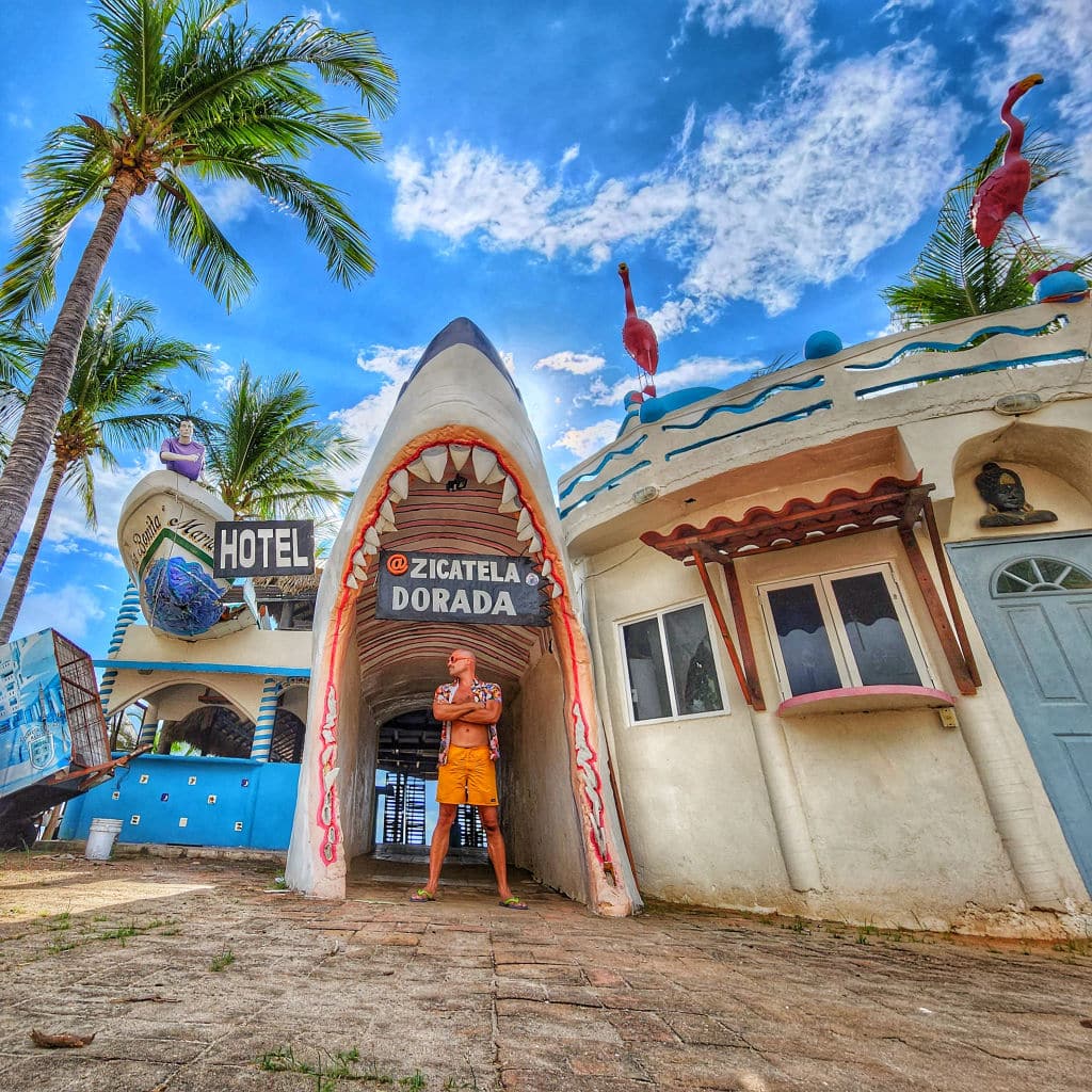 Paco el Sharko, Zicatela, México - Land of the Bigs