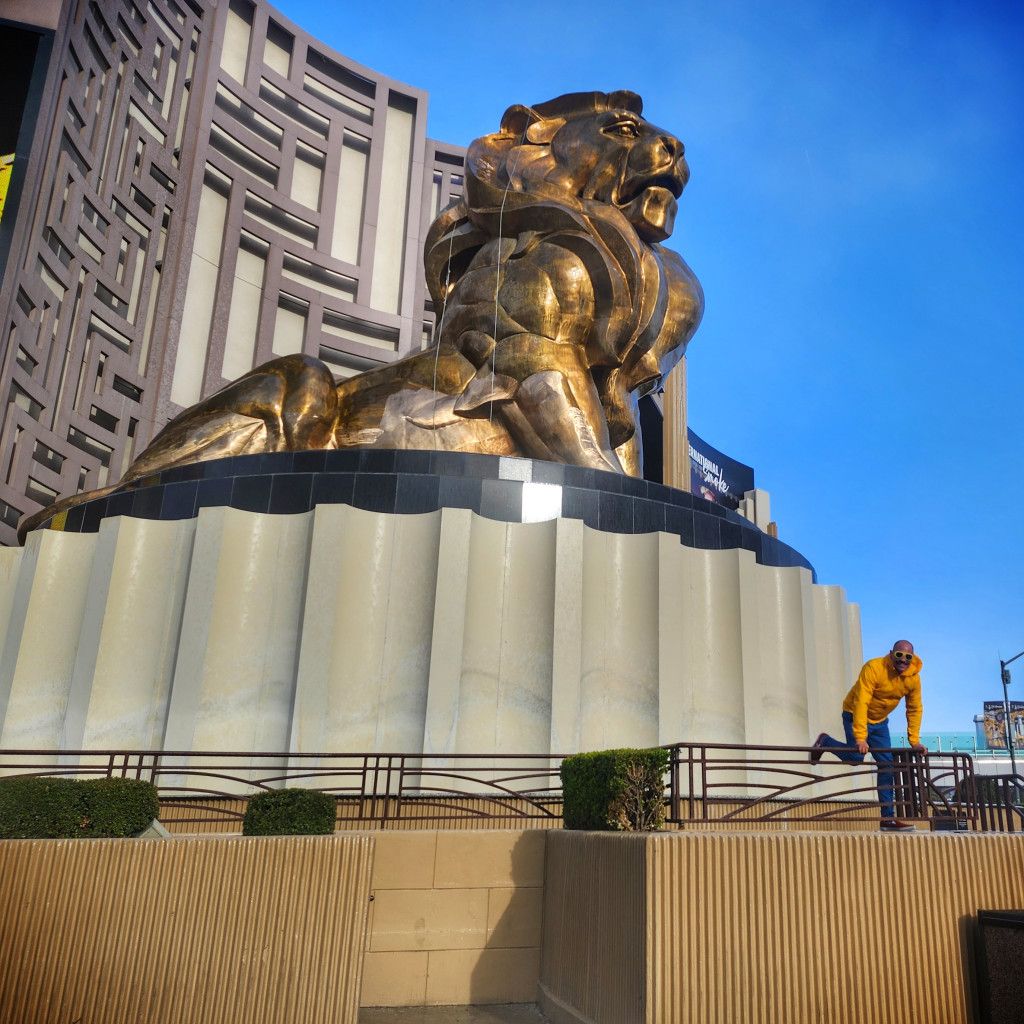 The Grand Lion, Paradise, Nevada - Land of the Bigs
