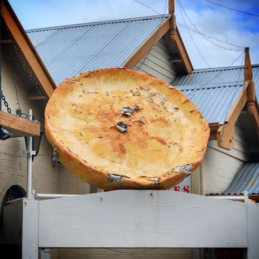 The Big Meat Pie, Balaclava, NSW - Land of the Bigs
